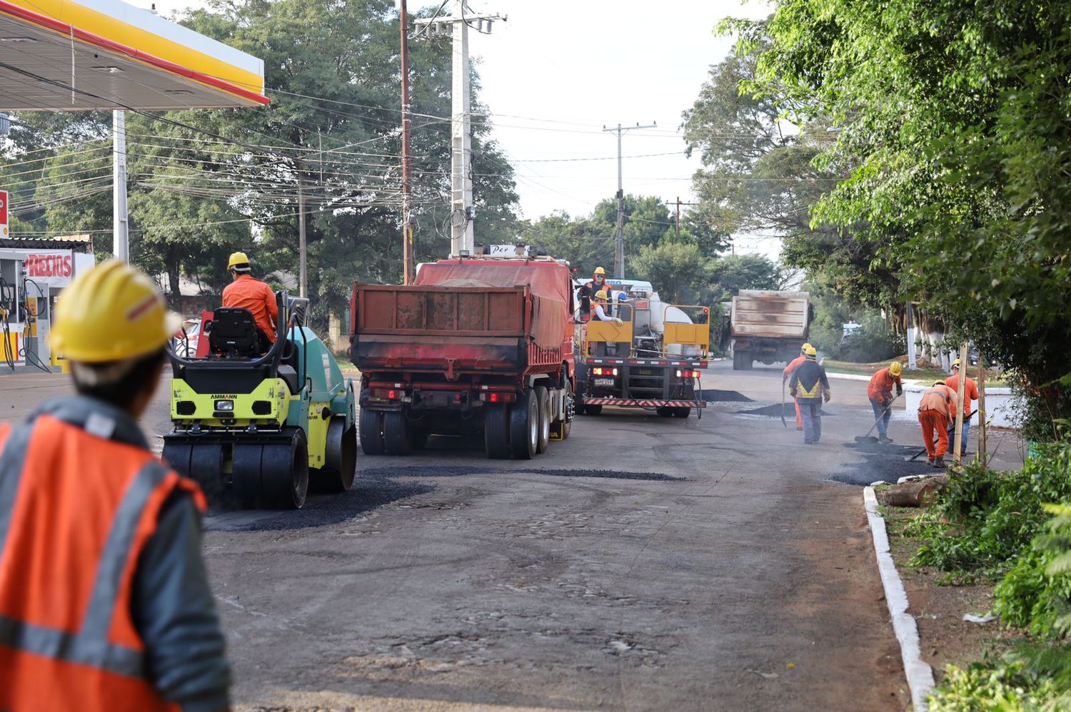 Municipalidad de CDE inicia regularización asfáltica en el barrio ...