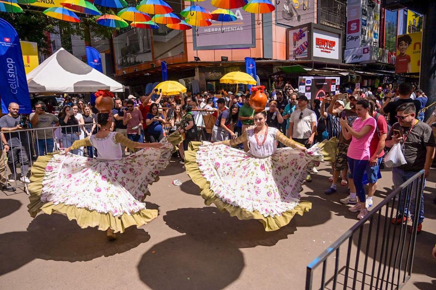 Ciudad del Este da la bienvenida al Black Friday 2025 - Municipalidad ...