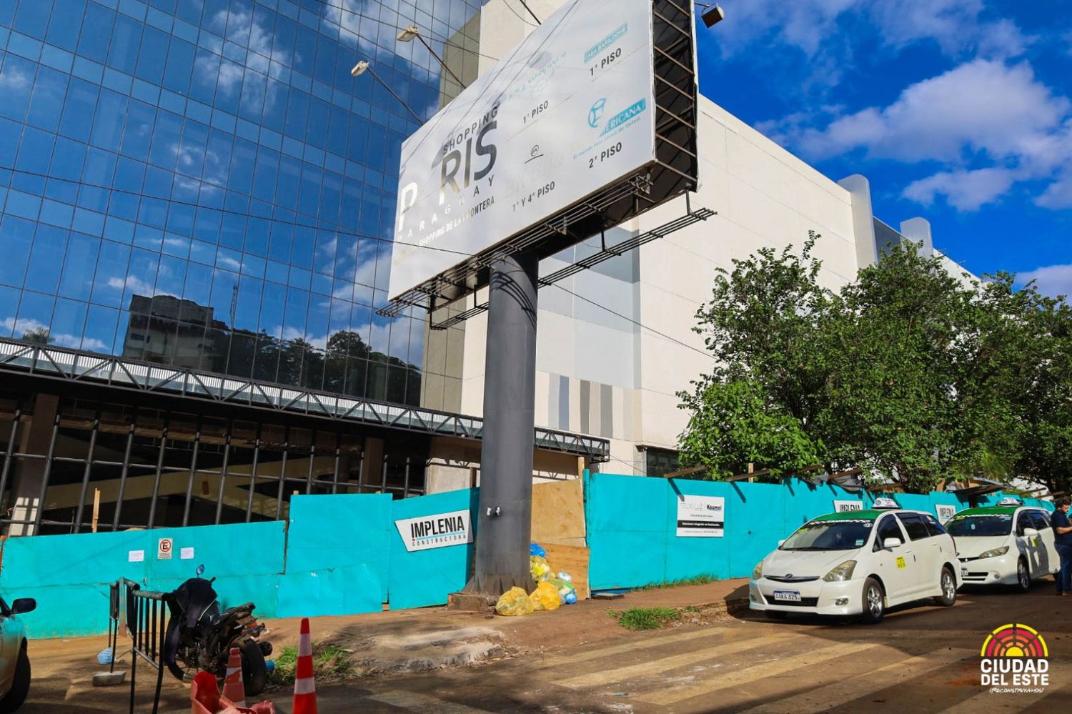 Municipalidad de CDE suspende obras tras desprendimiento de cielo raso ...