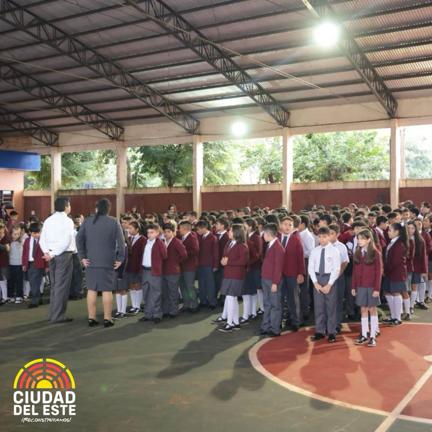 Municipalidad de CDE dio la bienvenida a los alumnos del CEM ...